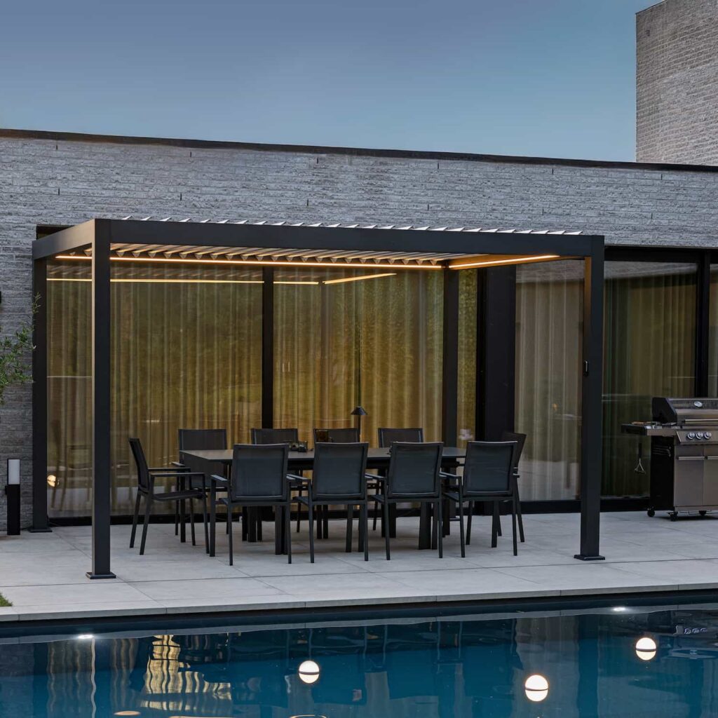 Bioclimatic motorized aluminum pergola Clima Astra - Naterial